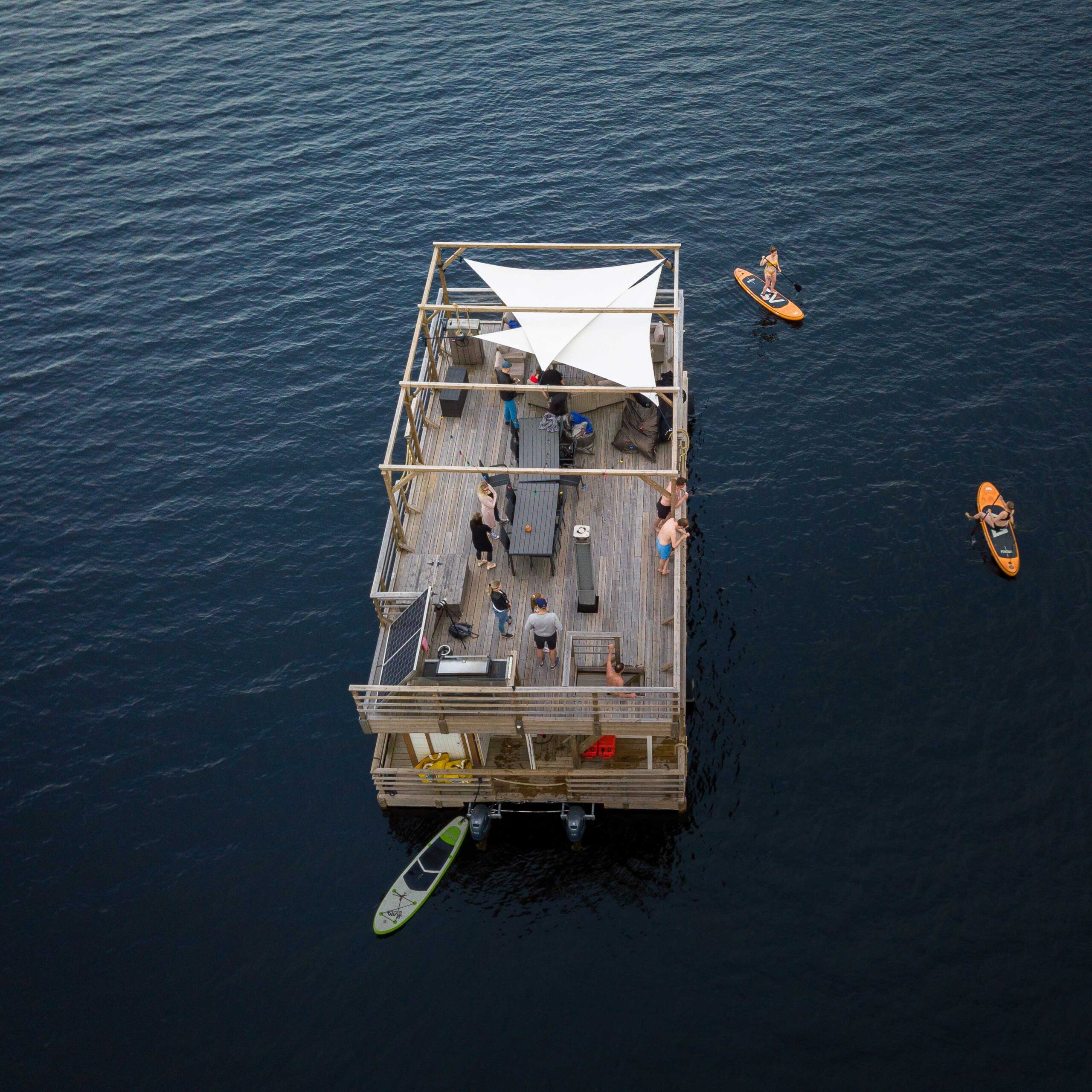 Fancy sauna raft in Lappeenranta | Over 72 square meter sundeck